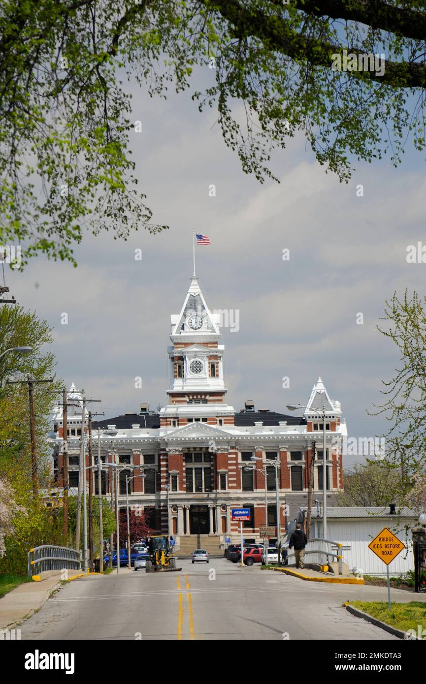 Courthouse in Johnson County, Franklin, Indiana Stock Photo - Alamy