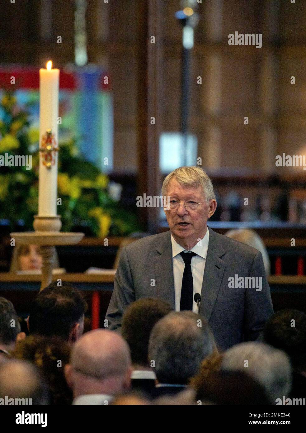 Former Manchester United Manager Alex Ferguson, centre, speaks during ...