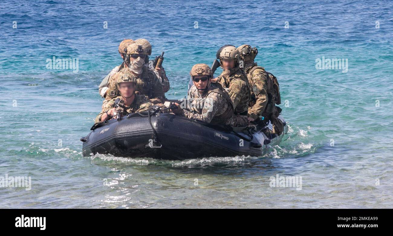 AQABA, Jordan - Operators with the U.S. Naval Special Warfare Group and ...
