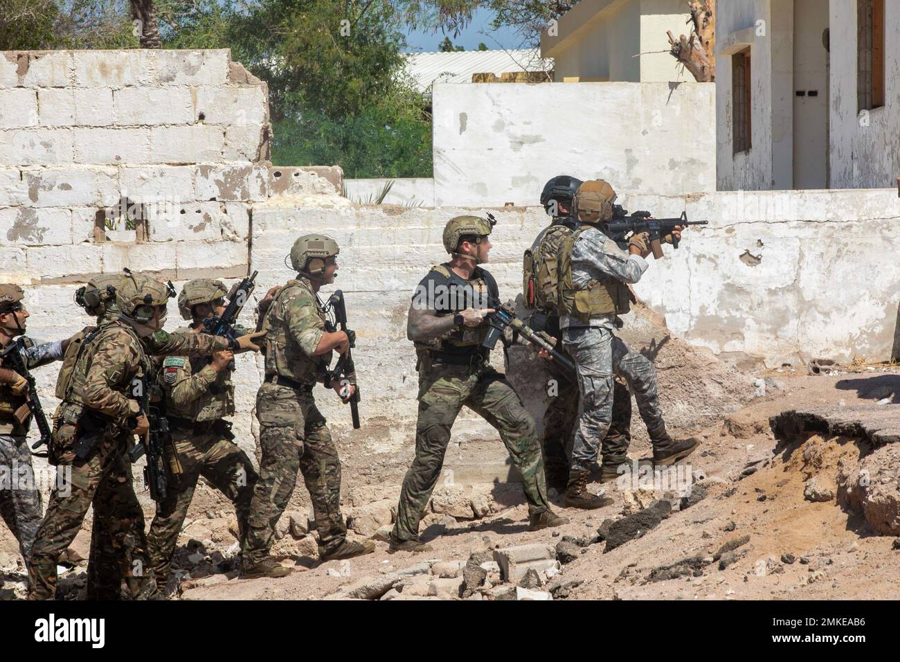 AQABA, Jordan - Service members with the U.S. Naval Special Warfare ...