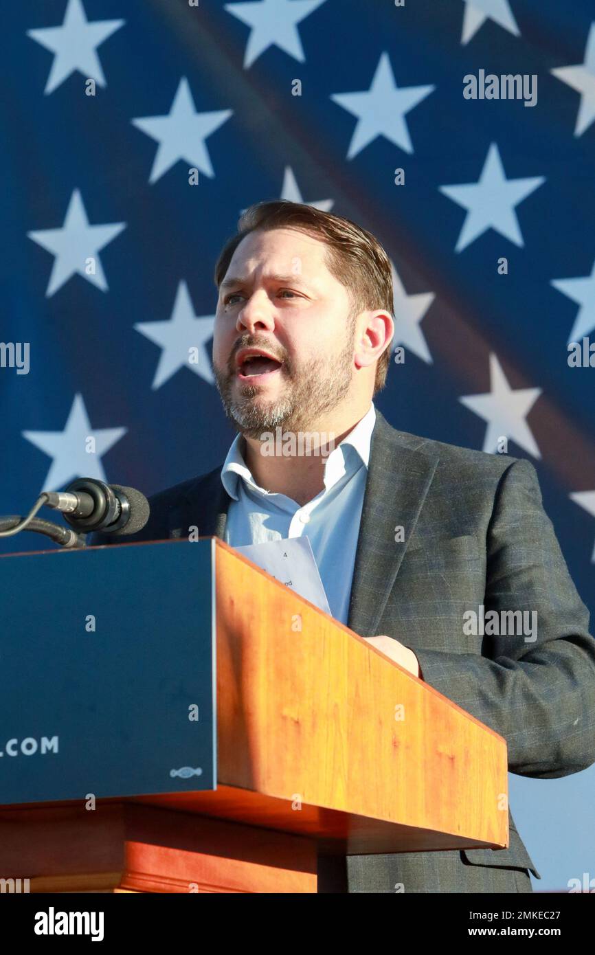 Arizona Representative Ruben Gallego formally kicks off his campaign ...
