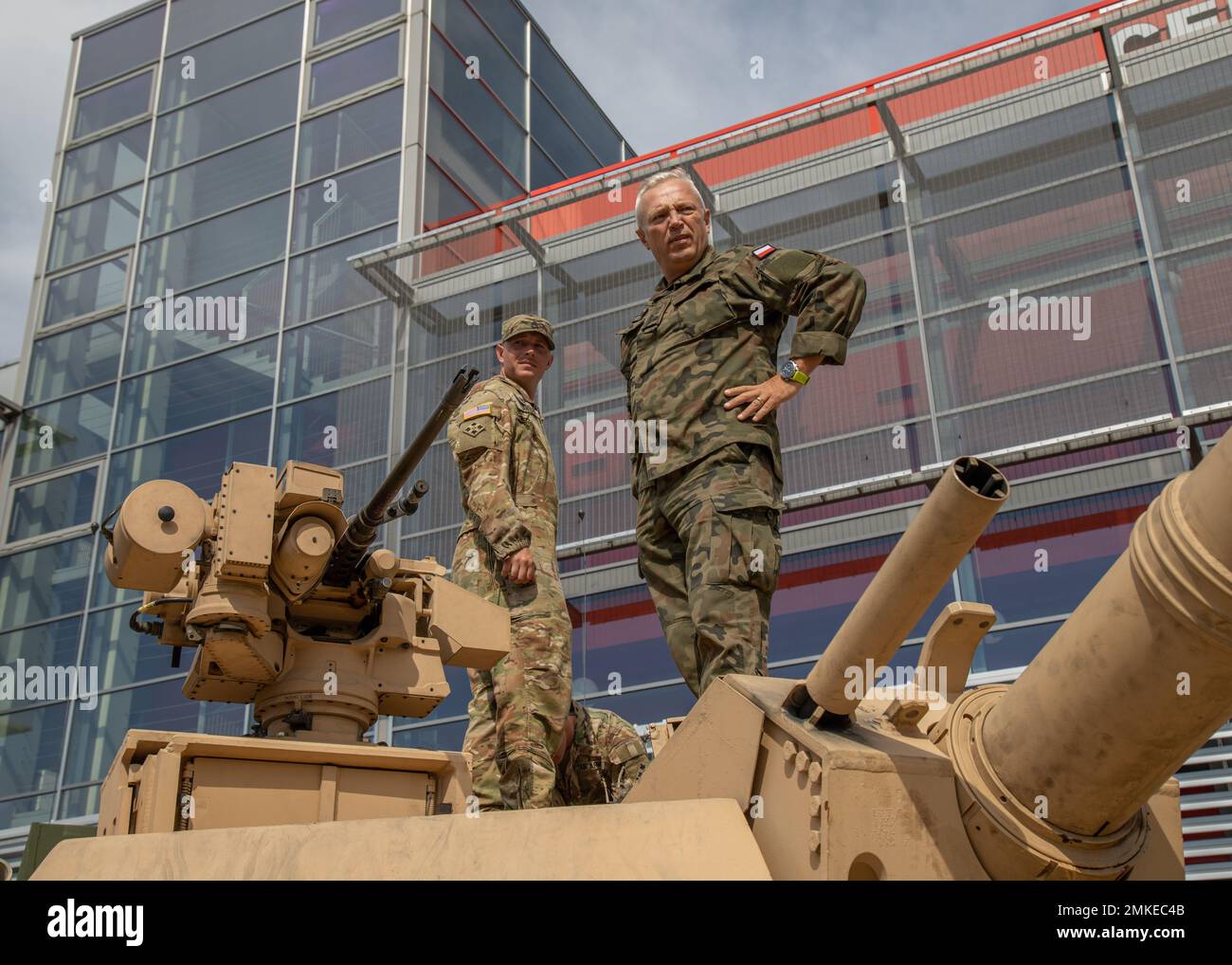 U.S. Army Staff Sgt. Bryce Sanders, left, from Sioux City, Iowa, a M1 ...