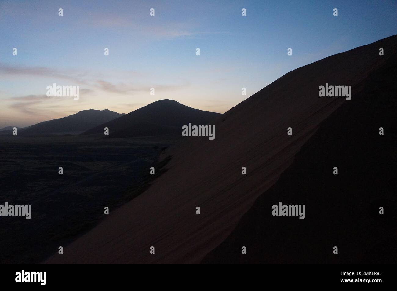 The sand dunes of the Namibian desert, Africa Stock Photo - Alamy