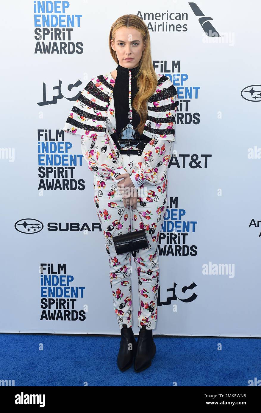 Riley Keough arrives at the 34th Film Independent Spirit Awards on ...