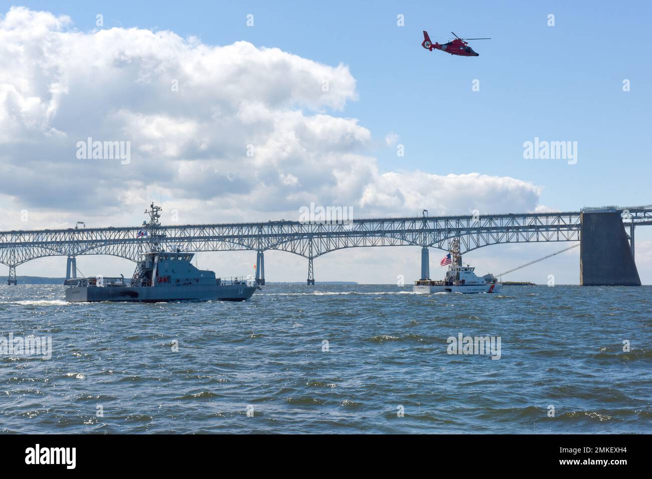 Cutter transition division hi-res stock photography and images - Alamy