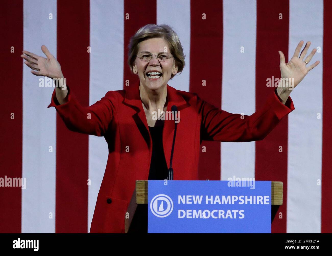 Democratic presidential candidate Sen. Elizabeth Warren, D-Mass ...