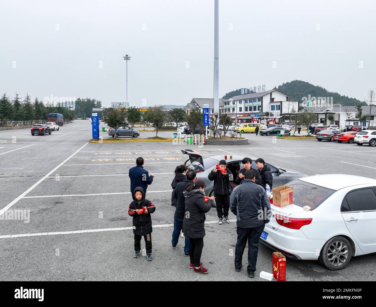 Aerial photo shows the return vehicles on Hangzhou-Ruili Expressway in ...