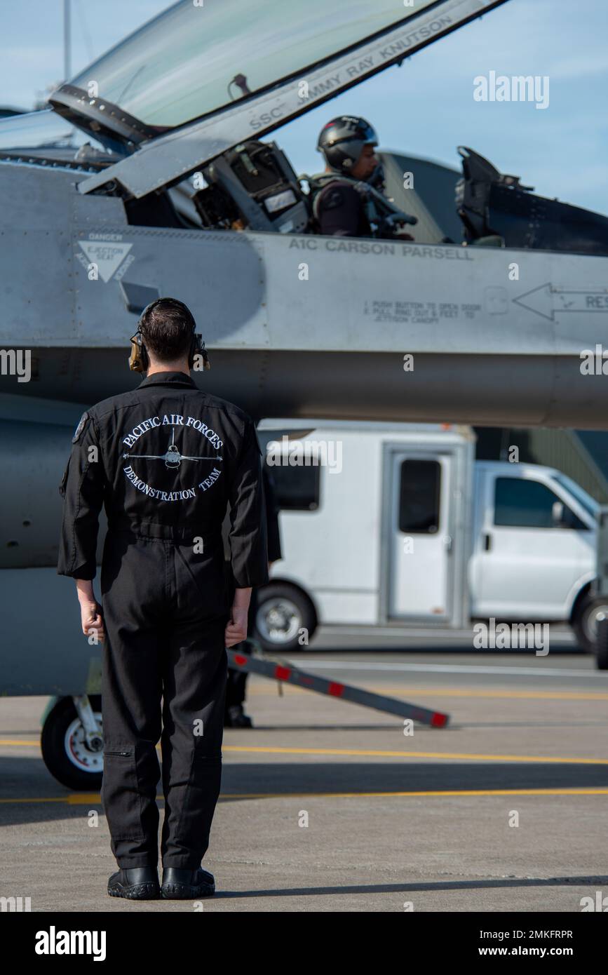 U.S. Air Force Staff Sgt. Lucas Haas, Pacific Air Forces (PACAF) F-16 ...