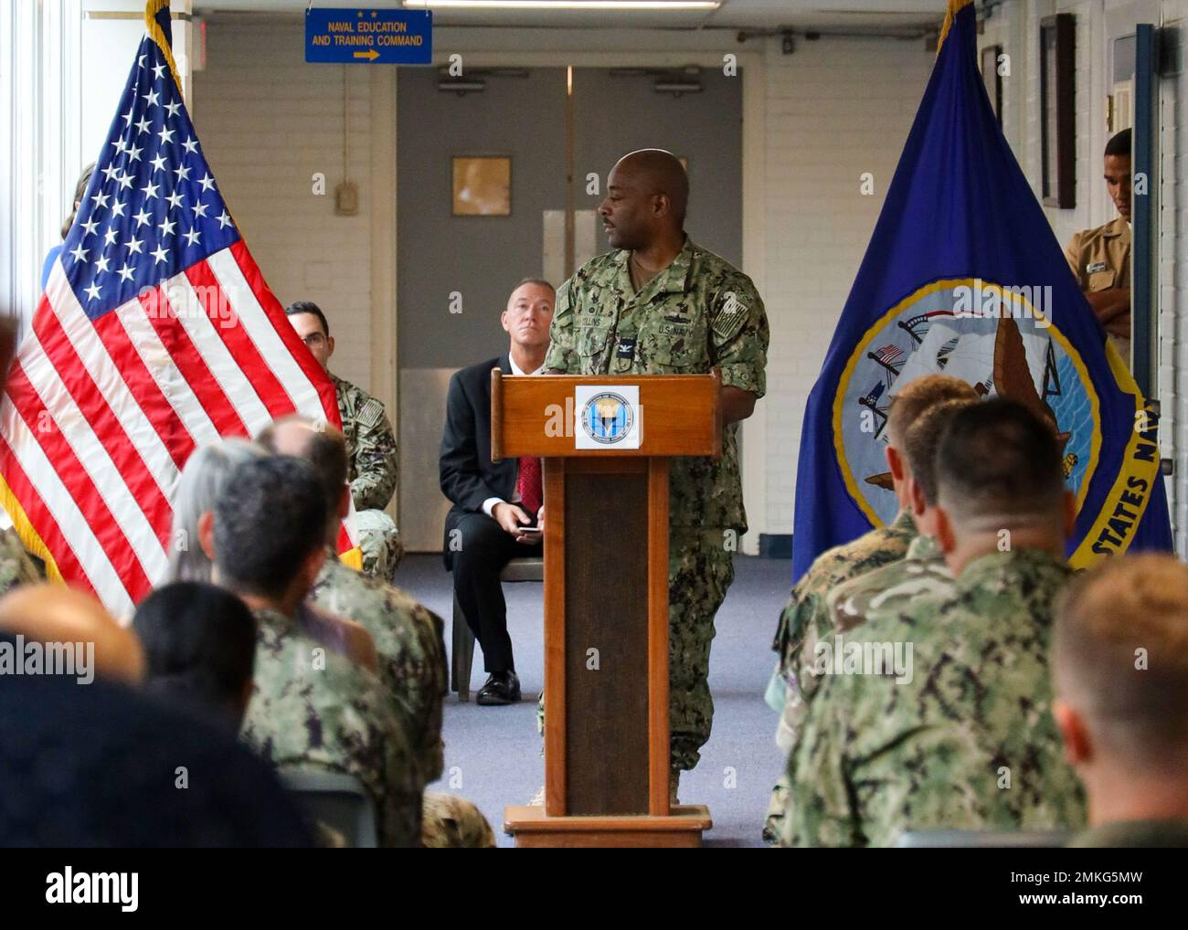 220909-N-AU994-1001 PENSACOLA, Fla. (Sept. 9, 2022) Capt. Clifford ...