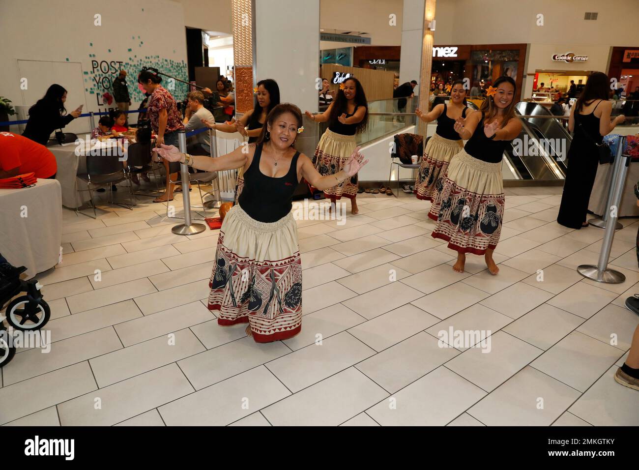 IMAGE DISTRIBUTED FOR WASHINGTON PRIME GROUP - Hula dancers perform at ...
