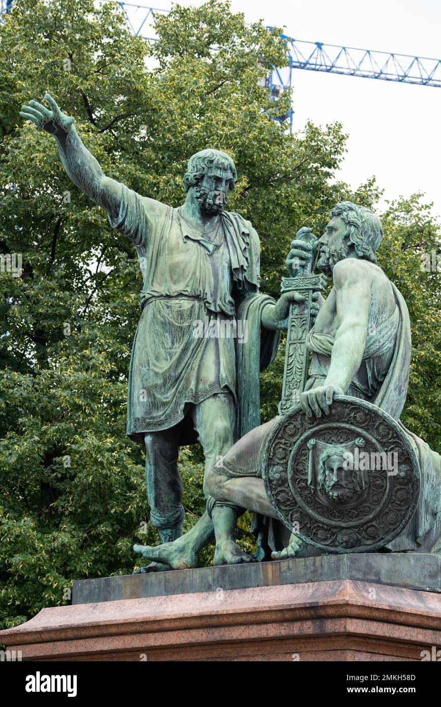 Moscow hero statue Stock Photo - Alamy