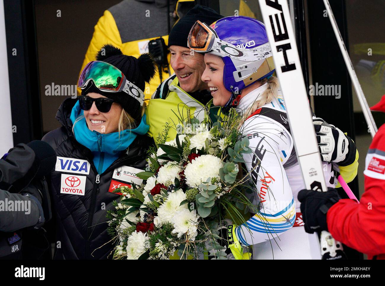 United States' Lindsey Vonn, right, poses with Sweden former skier ...