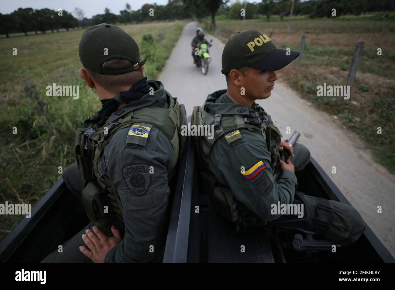 Colombian police patrol during an anti-smuggling operation, in Cucuta ...