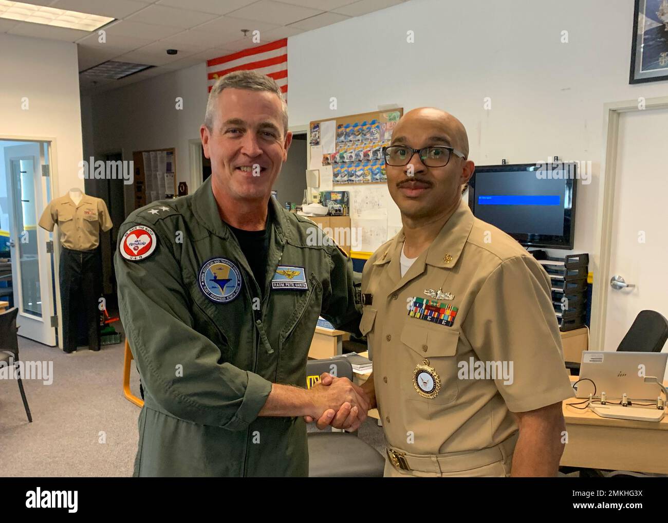 Navy recruiting station sparks hi-res stock photography and images - Alamy