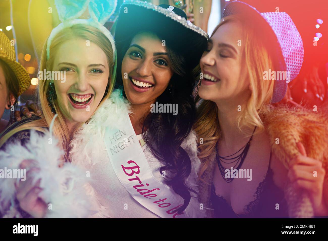 Party girls nightclub hi-res stock photography and images - Alamy