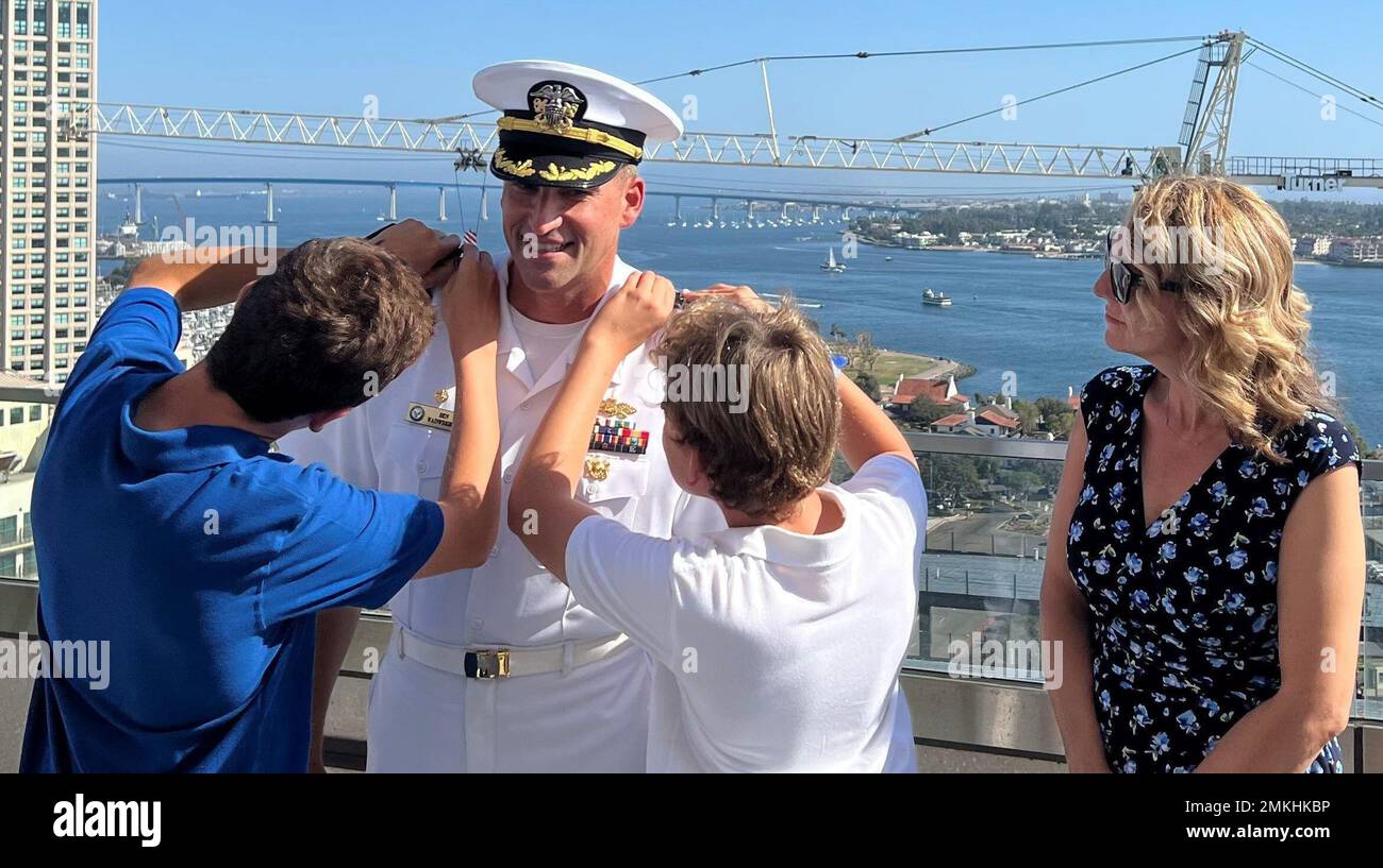 (CHINA LAKE) –Capt. Ben Wainwright’s wife and sons replace commander ... (CHINA LAKE) –Capt. Ben Wainwright’s wife and sons replace commander ...