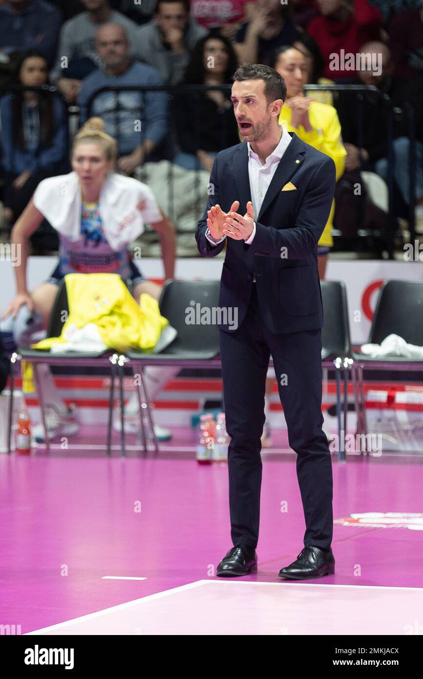 Daniele santarelli coach conegliano hi-res stock photography and images ...