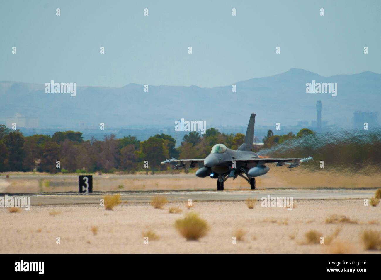 An F-16CM Fighting Falcon pilot, assigned to the 85th Test and ...