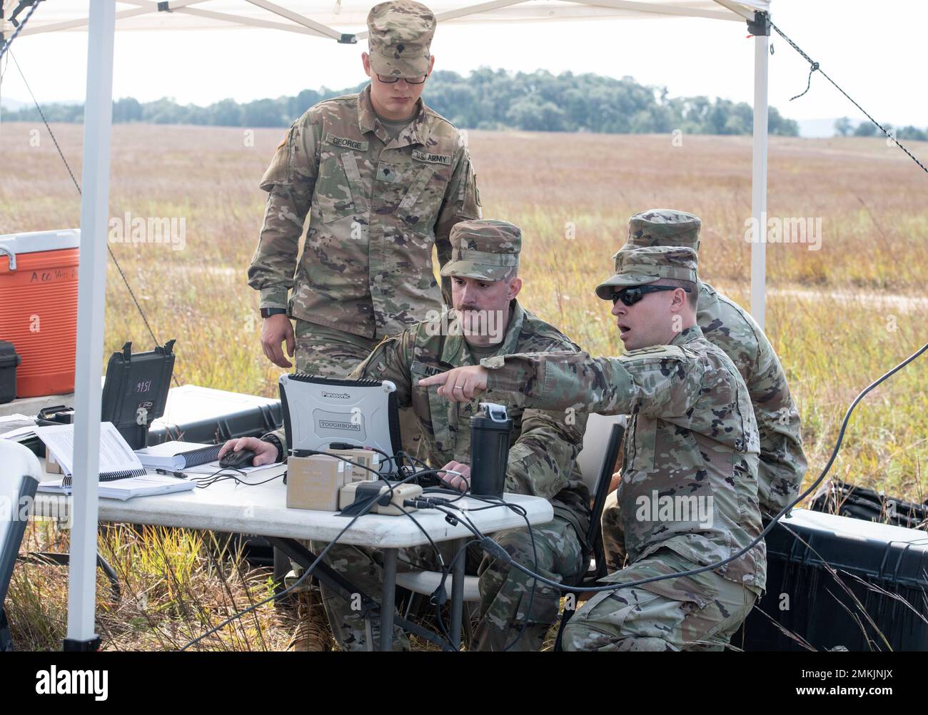 Wisconsin National Guard Soldiers fly an RQ-11B Raven Small Unmanned ...