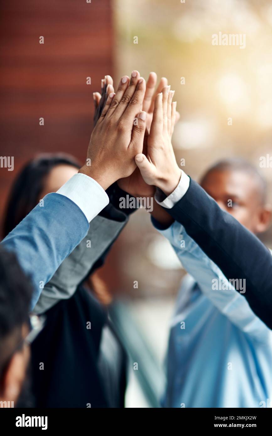 High fiving each other hi-res stock photography and images - Alamy