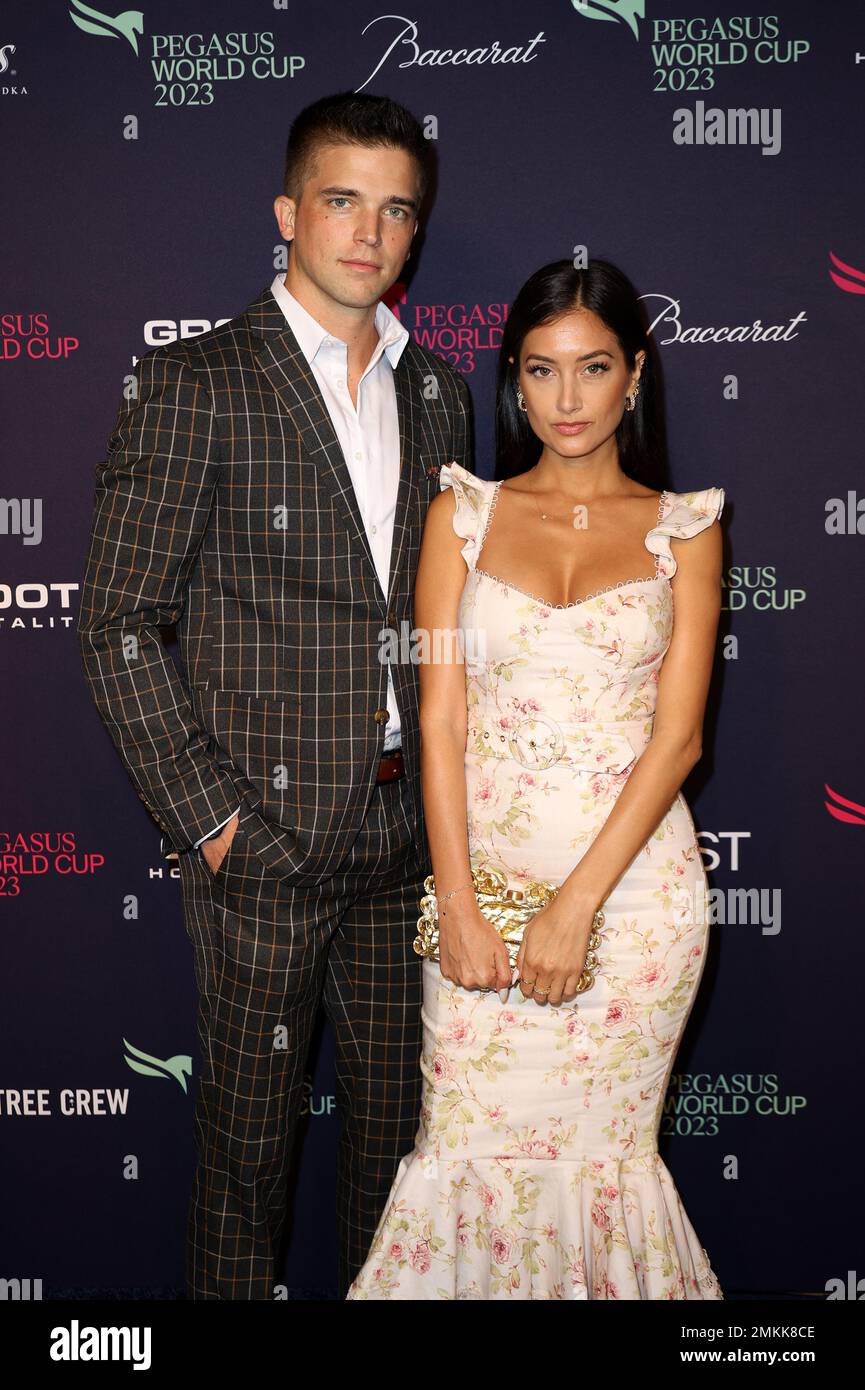 HALLANDALE, FLORIDA - JANUARY 28: River Viiperi and Racquel Natasha at ...