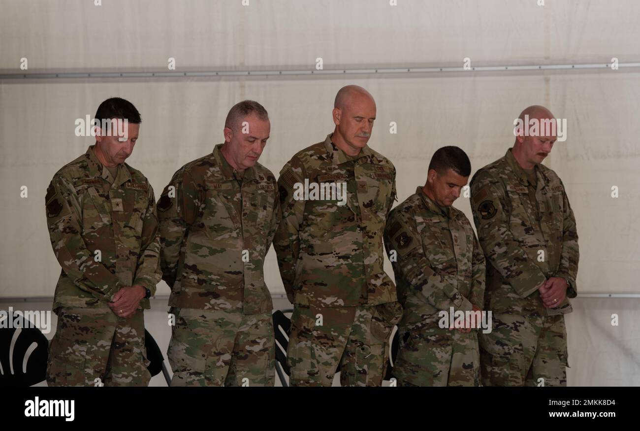 From left, Brig. Gen. Michael D. Stohler, Indiana assistant adjutant ...