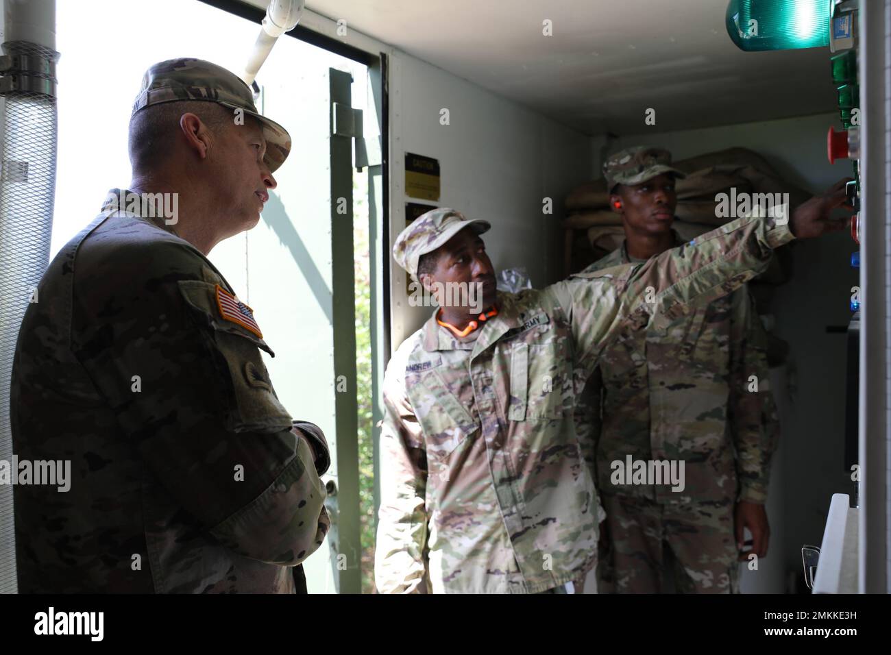 Staff Sgt. Bonnell Andrew, 610th Quartermaster Company explains the ...