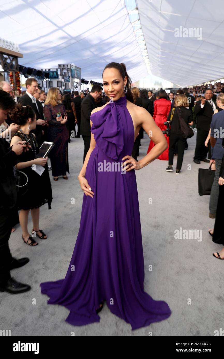 Amanda Brugel arrives at the 25th annual Screen Actors Guild Awards at ...