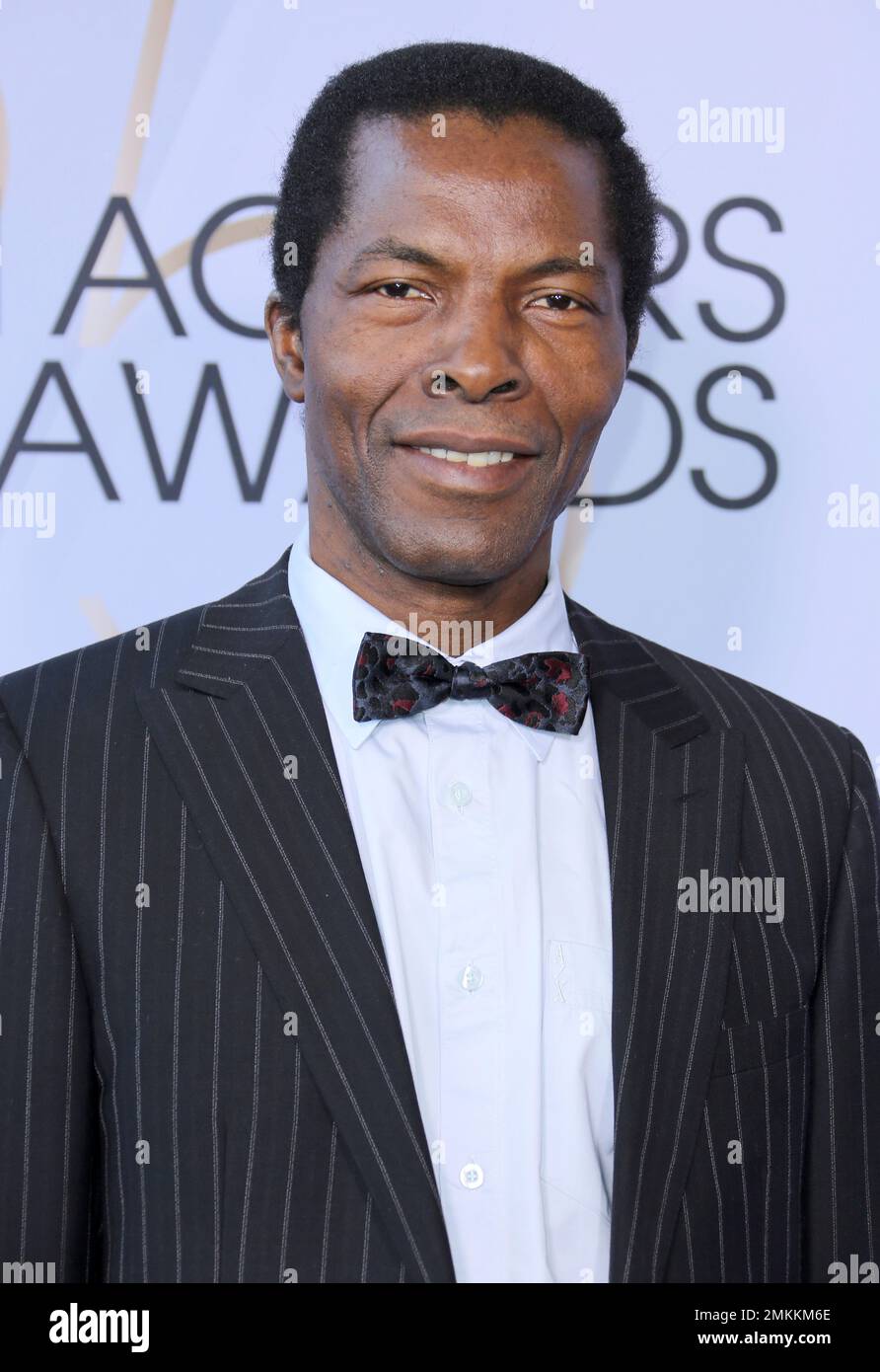 Isaach De Bankole arrives at the 25th annual Screen Actors Guild Awards ...