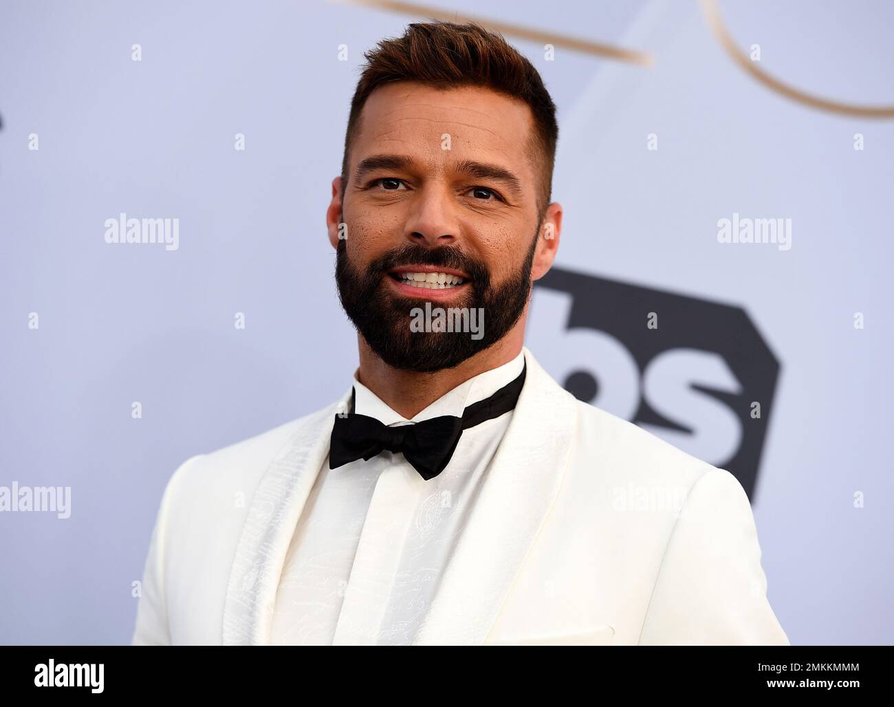 Ricky Martin arrives at the 25th annual Screen Actors Guild Awards at ...