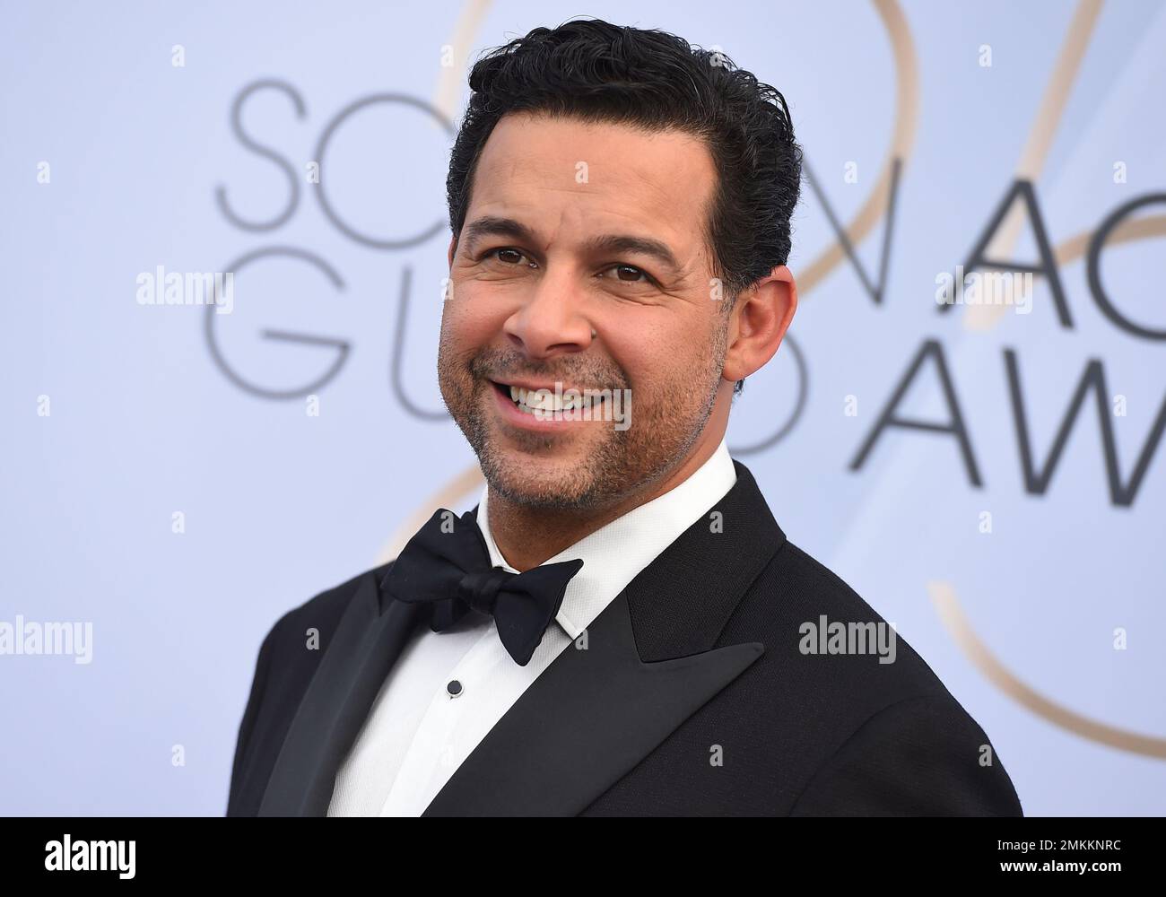 Jon Huertas arrives at the 25th annual Screen Actors Guild Awards at ...