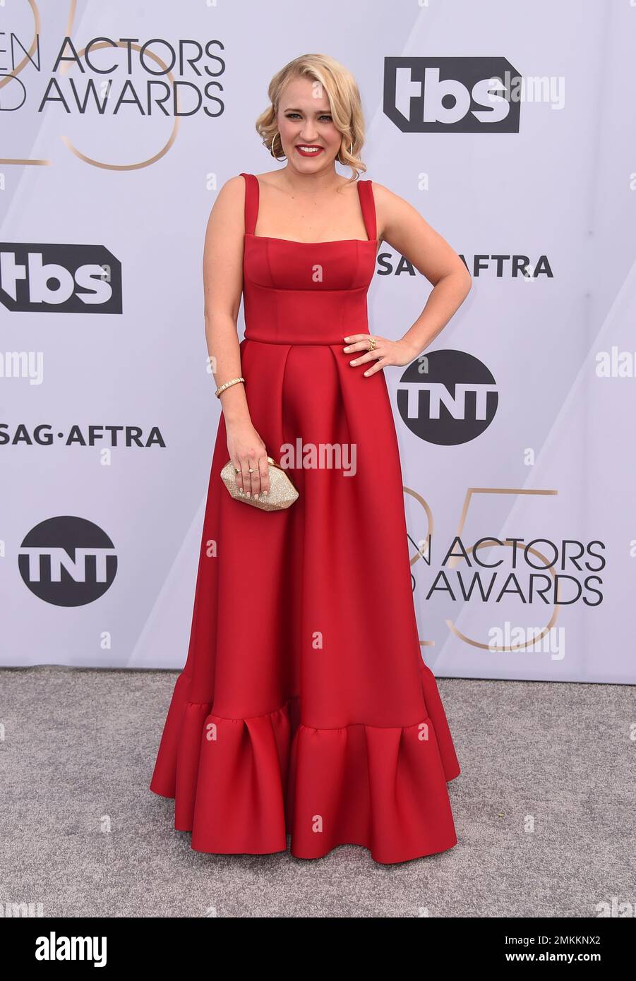 Emily Osment arrives at the 25th annual Screen Actors Guild Awards at ...