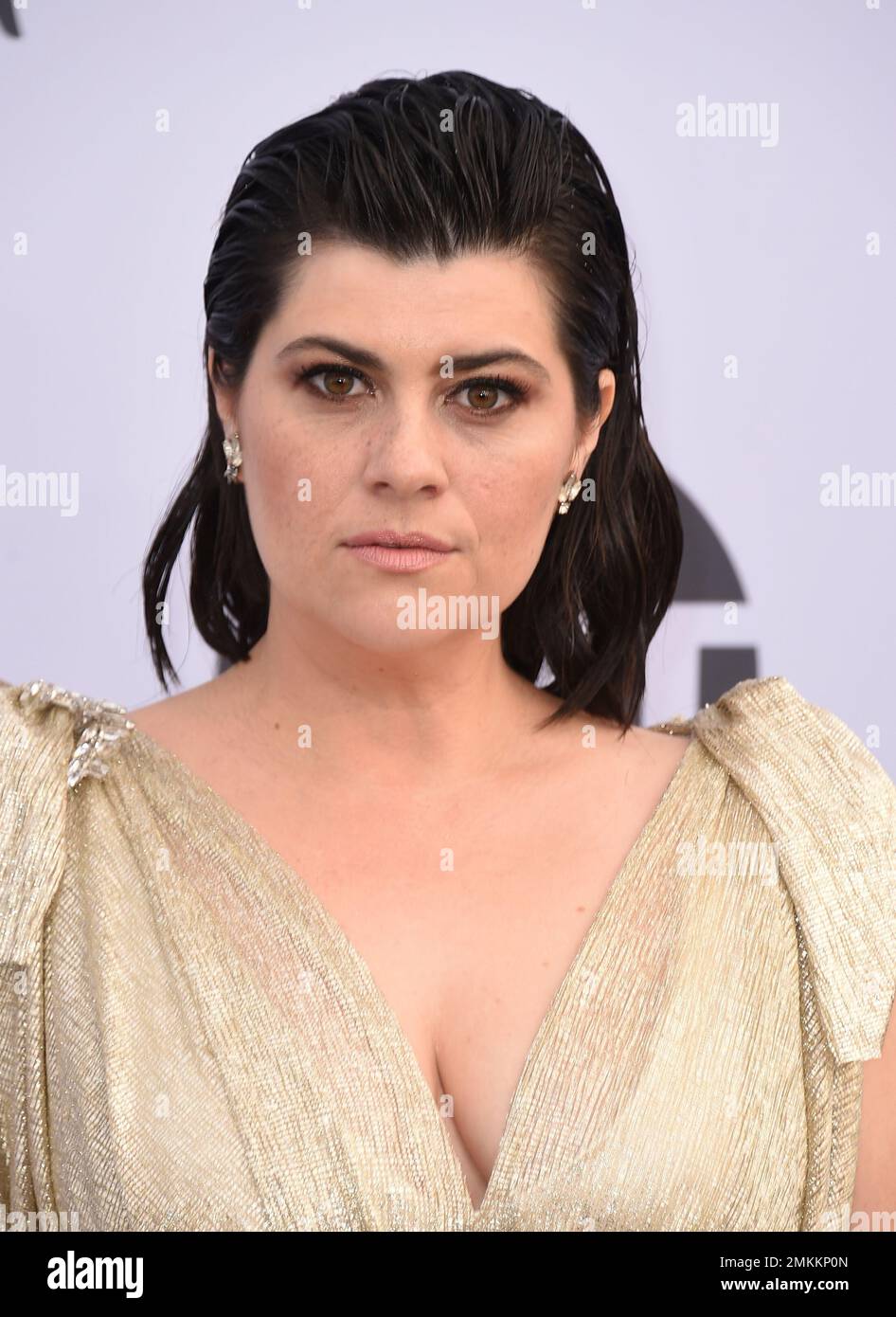 Rebekka Johnson arrives at the 25th annual Screen Actors Guild Awards ...