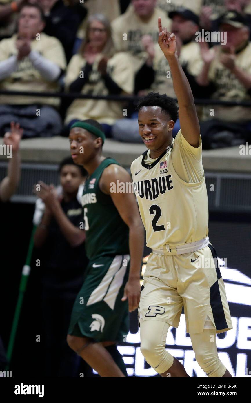 Purdue guard Eric Hunter Jr. (2) celebrates during the first half of an ...