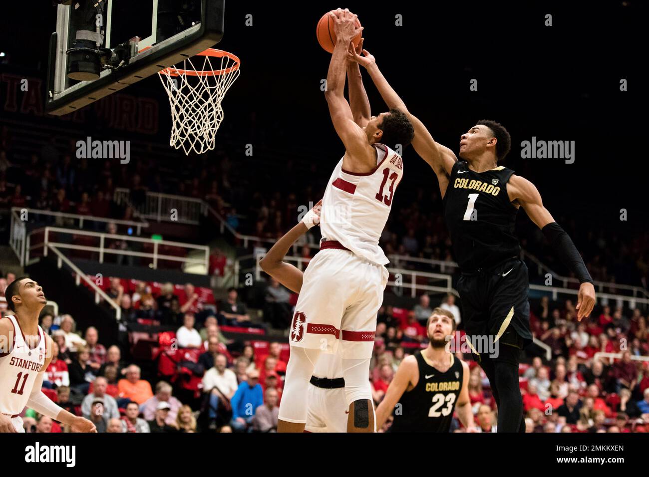 Stanford forward Oscar da Silva (23) and Colorado guard Tyler Bey (1 ...