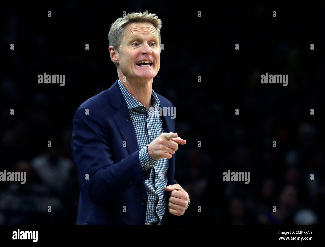 Golden State Warriors head coach Steve Kerr instructs his team in the ...