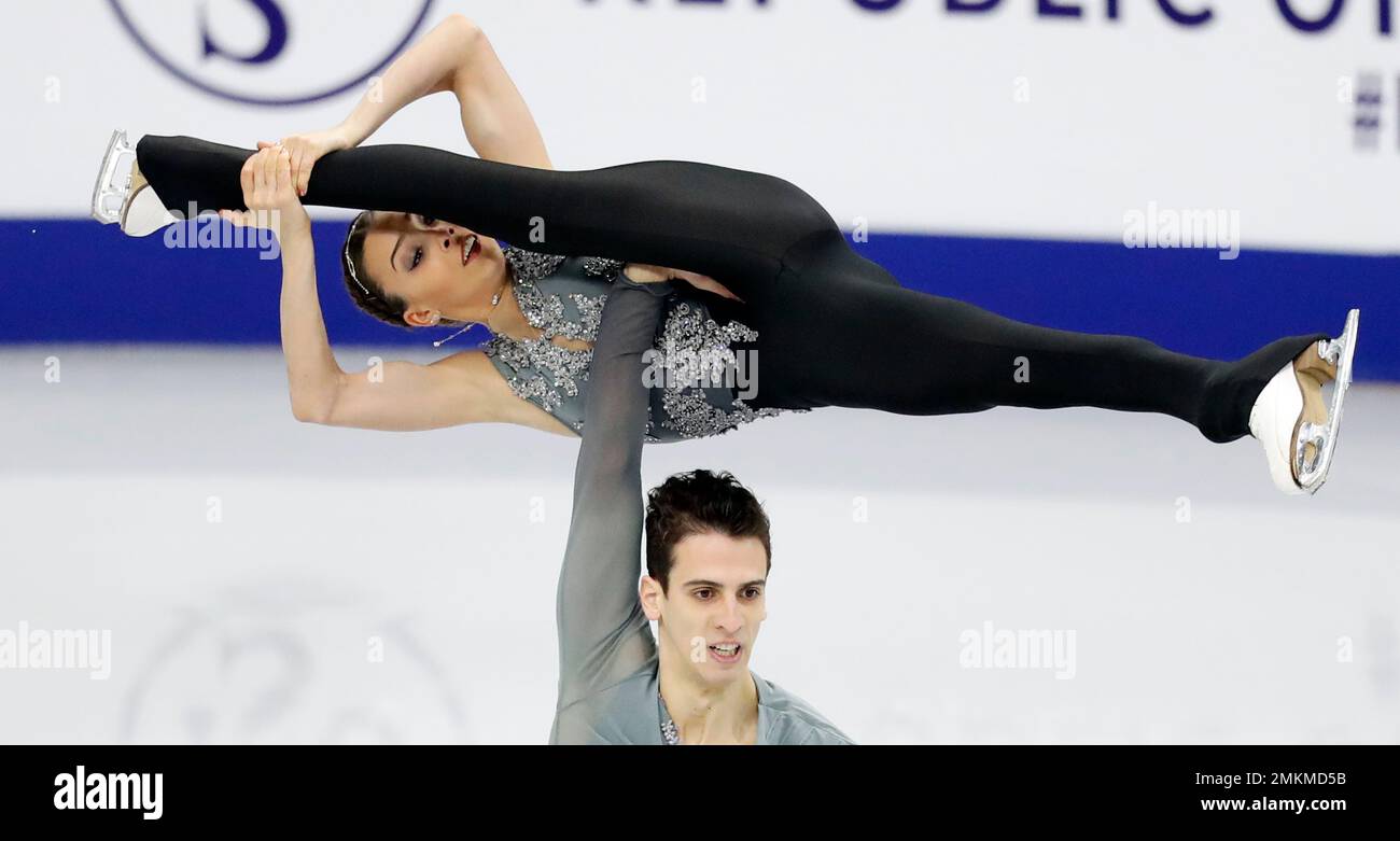 Laura Barquero and Aritz Maestu of Spain performs in the pairs free ...
