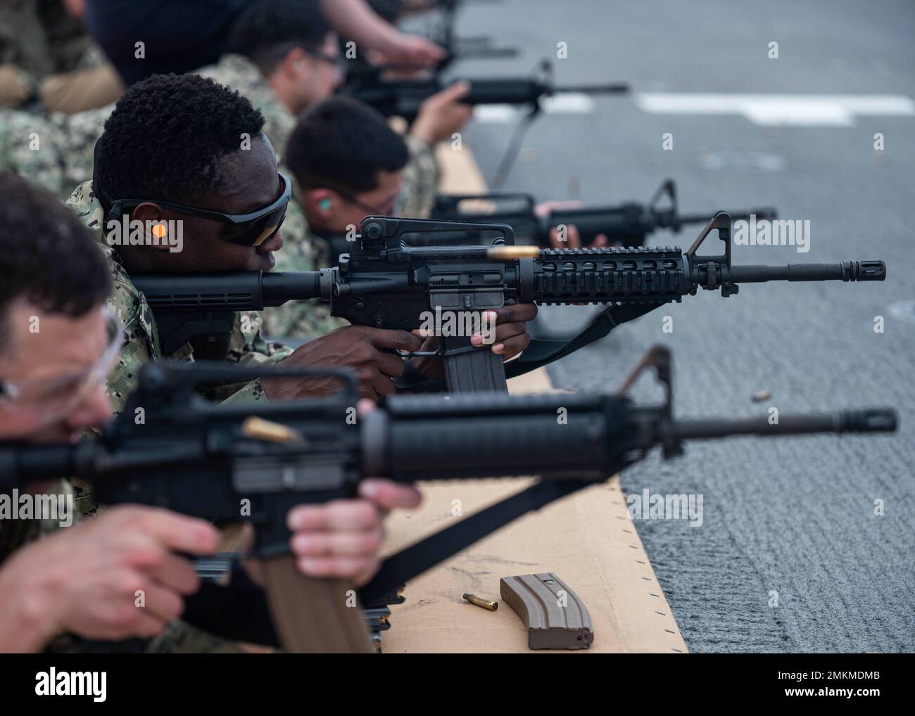 220910-F-LN908-0305 ATLANTIC OCEAN (Sept. 10, 2022) Sailors fire M4 ...