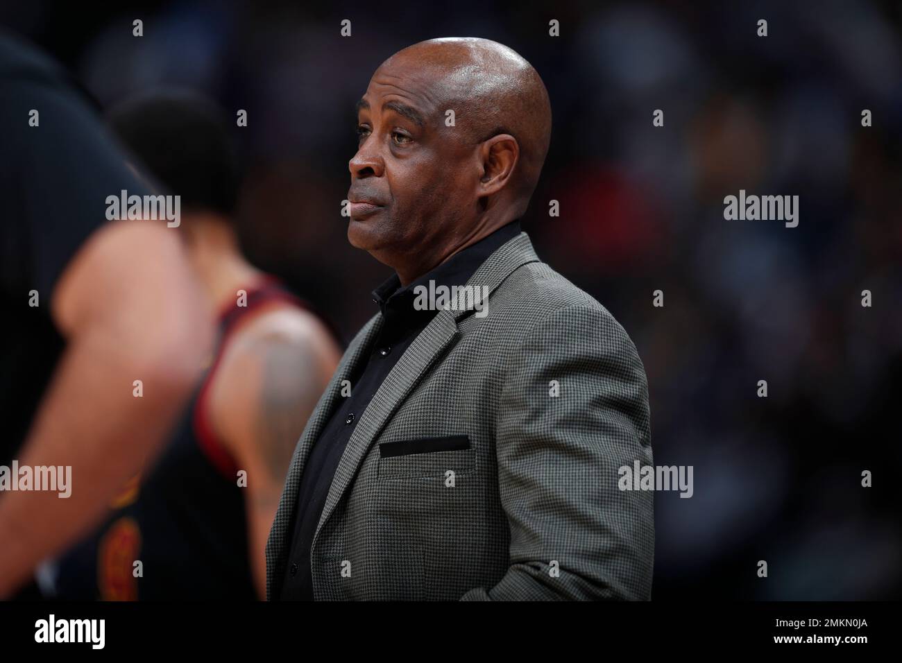 Cleveland Cavaliers head coach Larry Drew in the first half of an NBA ...