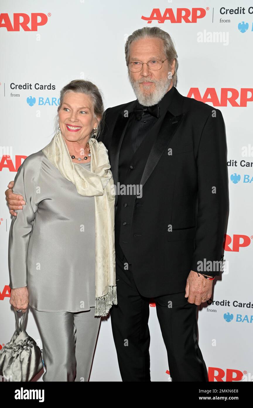 Los Angeles, USA. 28th Jan, 2023. Jeff Bridges & Susan Bridges at the ...