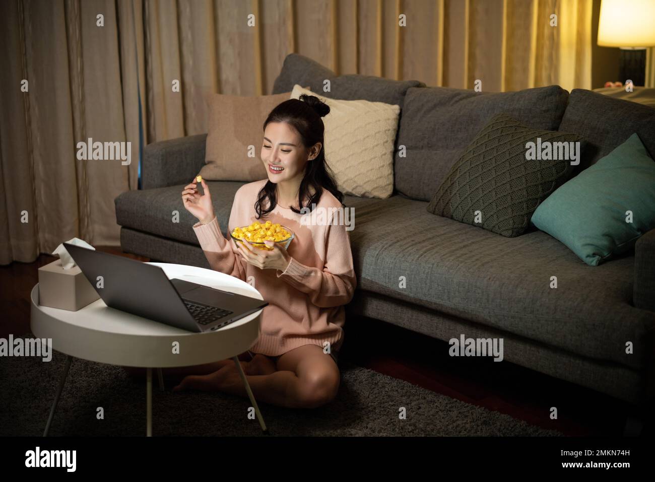 Whole body eat asian hi-res stock photography and images - Alamy