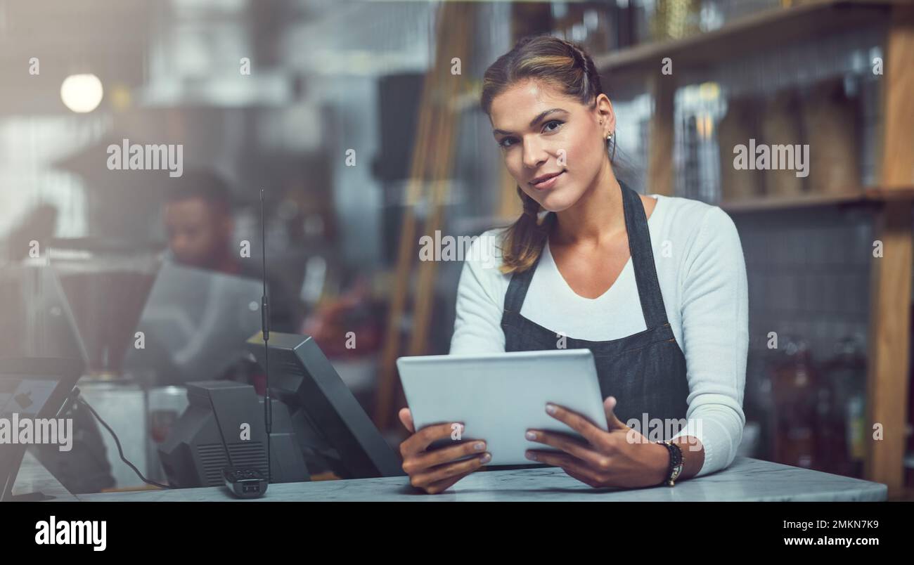 Digital stores hi-res stock photography and images - Alamy