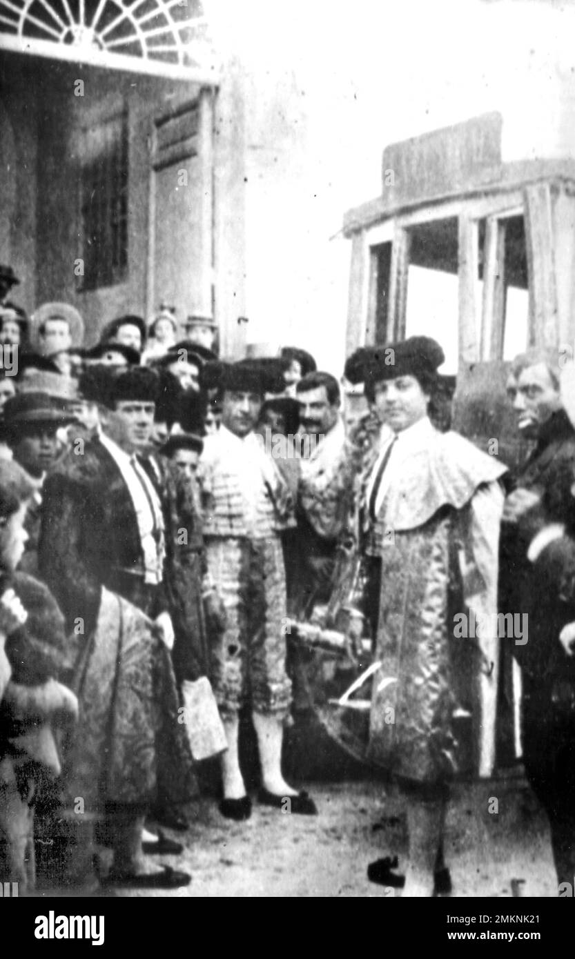 Maria Salome "la Reverte", woman bull fighter prepares to enter the ...