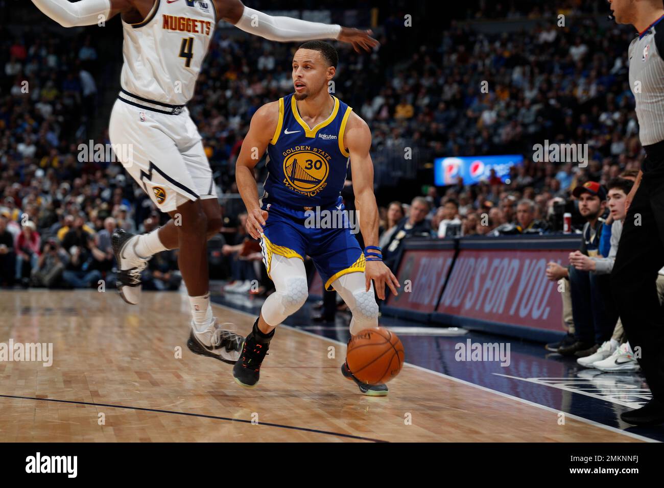 Golden State Warriors guard Stephen Curry (30) in the first half of an ...