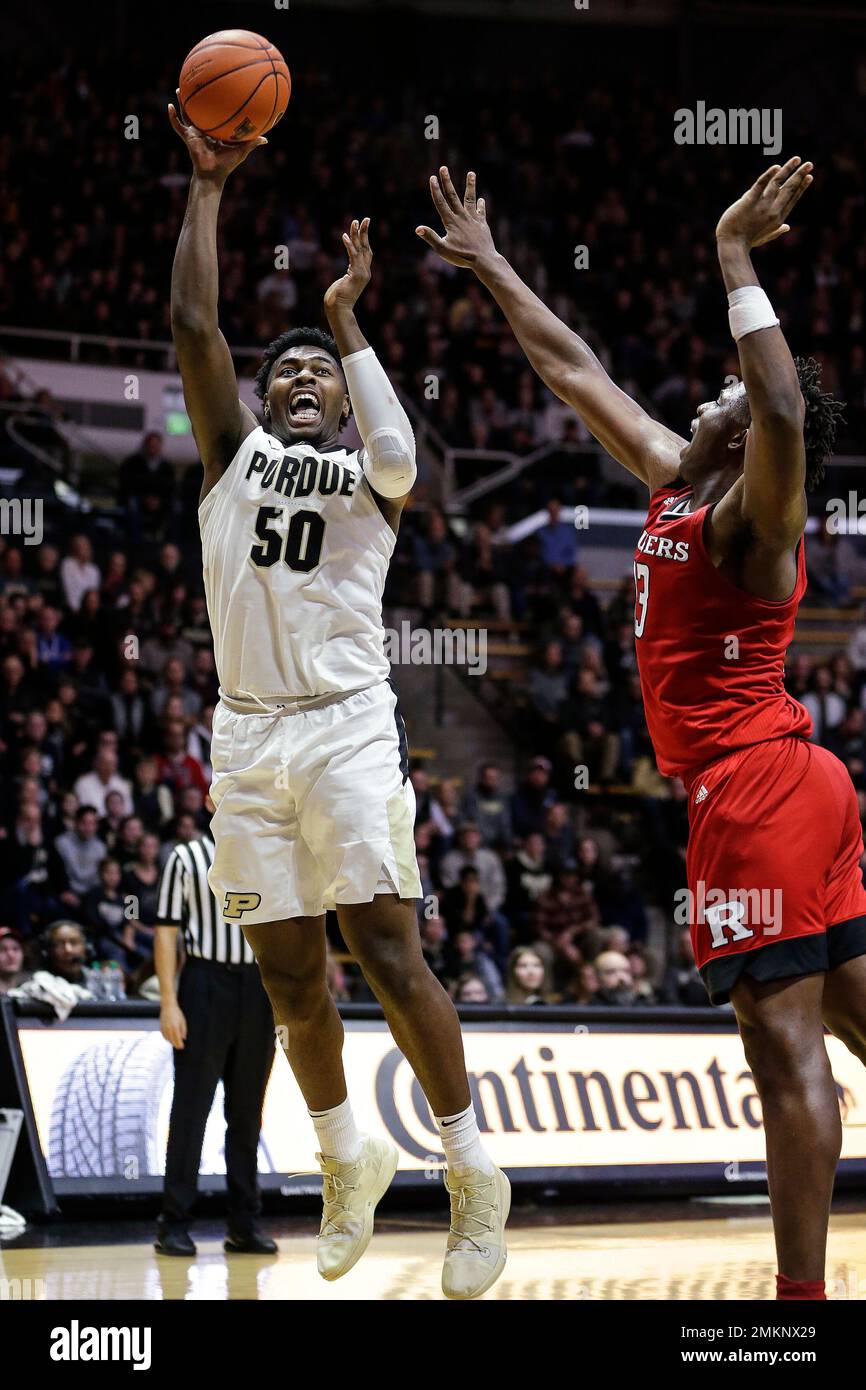 Purdue forward Trevion Williams (50) shoots over Rutgers forward Shaq ...
