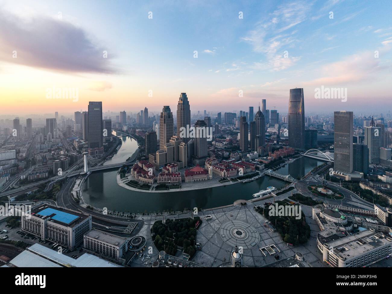 The jin jin bay plaza hi-res stock photography and images - Alamy