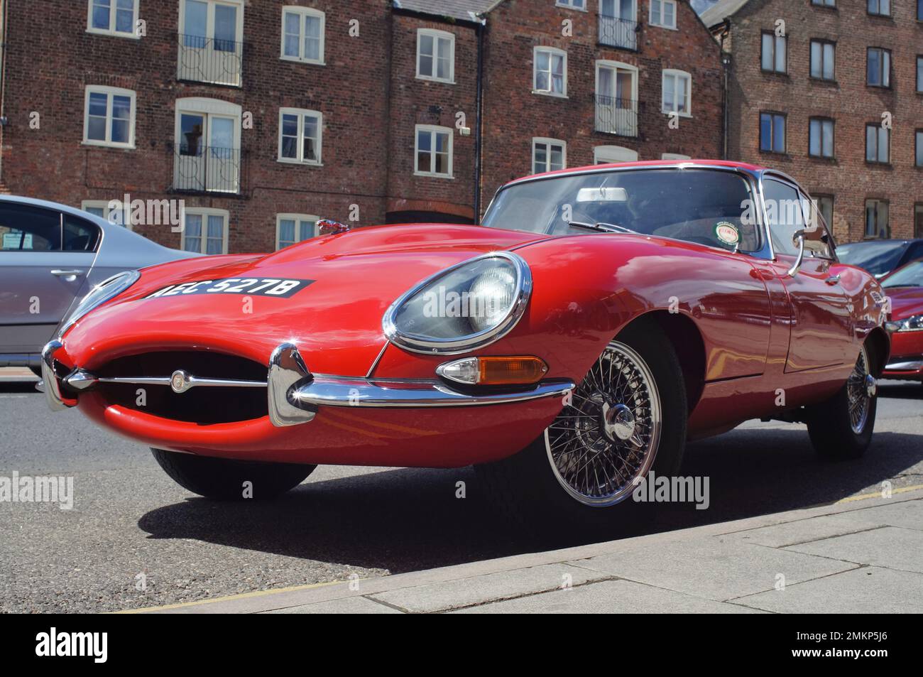 Jaguar car on road hi-res stock photography and images - Alamy