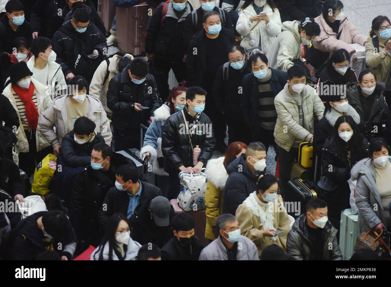 Hangzhoudong Railway Station sees the peak of return passenger flow on ...