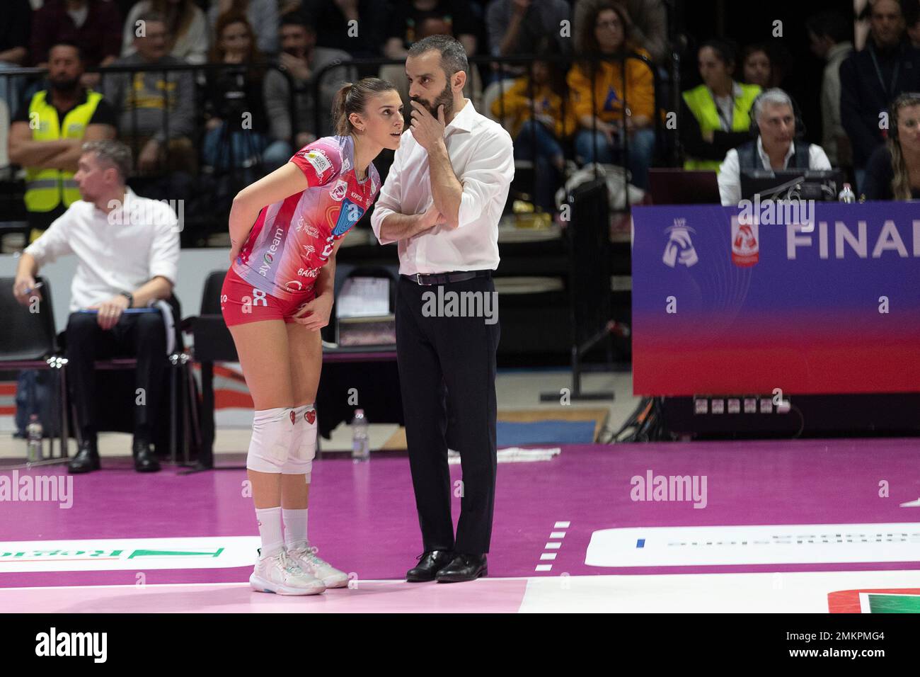 Marco gaspari head coach hi-res stock photography and images - Alamy