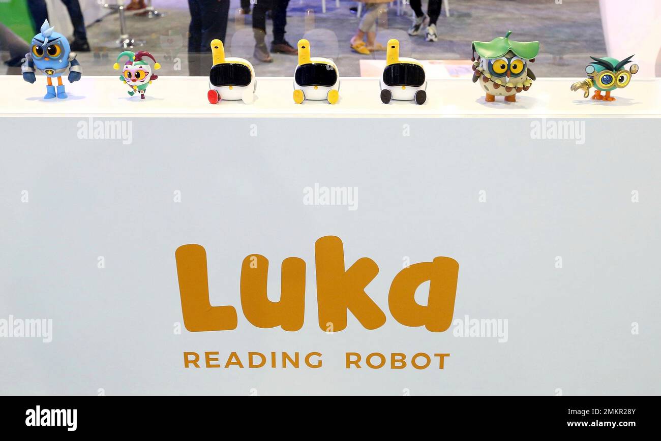 A variety of Luka reading robots are shown on display at CES ...